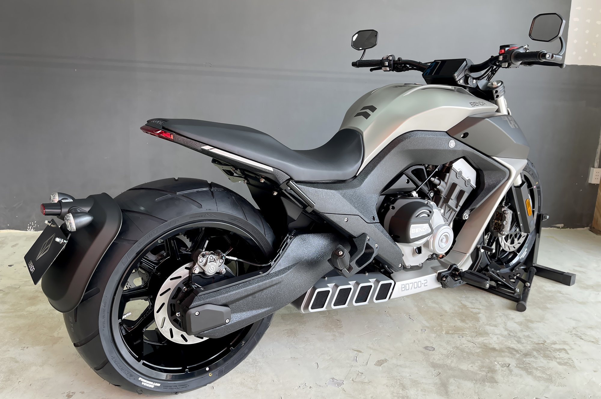 Benda FLC 700, Phấn Phối Chính Hãng, Giá 250 Triệu, Trang Bị Linh Kiện ...