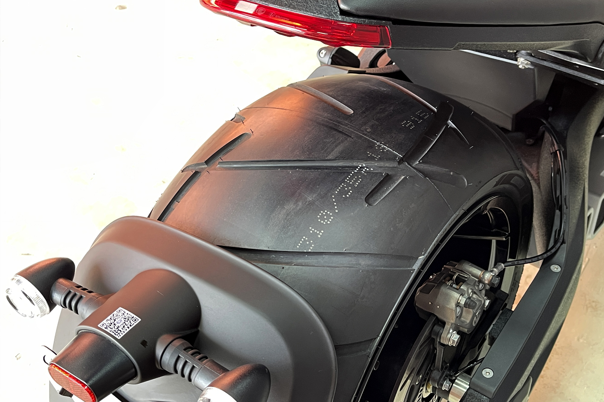 Moto Benda 700 4 máy ngang đã về Việt Nam, giá hơn 200 triệu