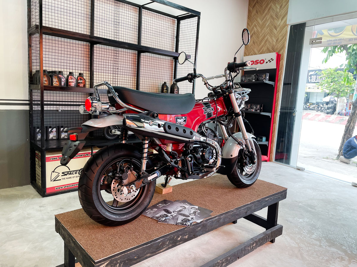 Honda Dax ST125 ABS tại cửa hàng bán xe Hòa Bình một chút hoài niệm cho ...