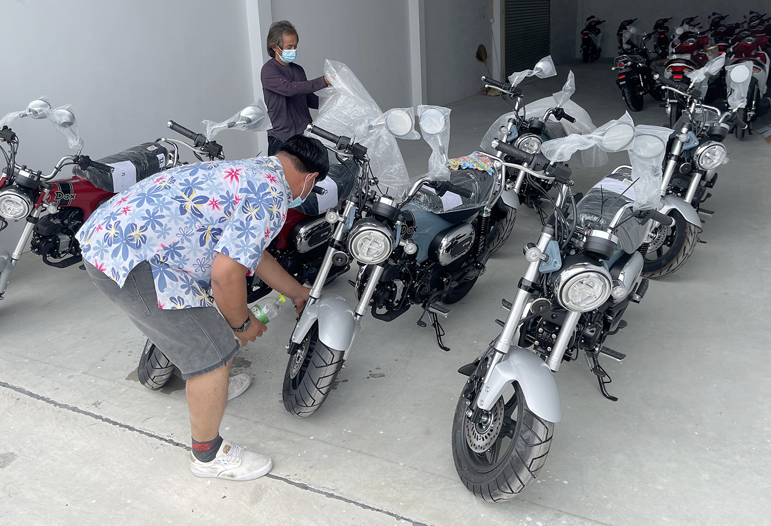 Honda Dax ST125 ABS Hàng Nhập Khẩu Từ Thái Lan